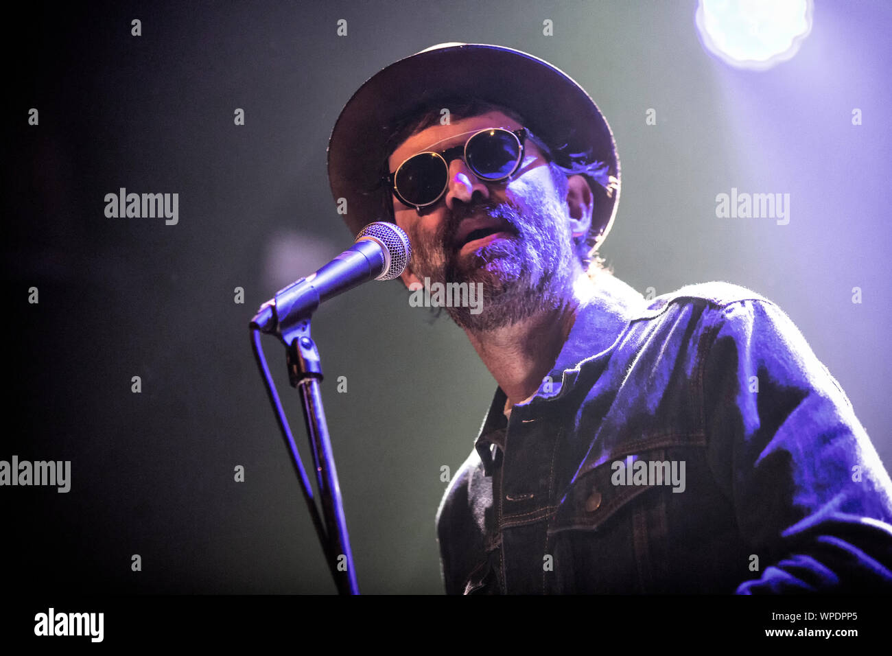 Band eels live in concert hi-res stock photography and images - Alamy