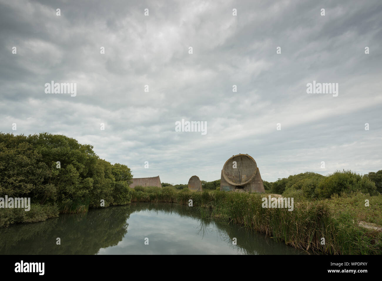 Experimental acoustic sound mirrors 20' 30' 200' forerunner of radar ...