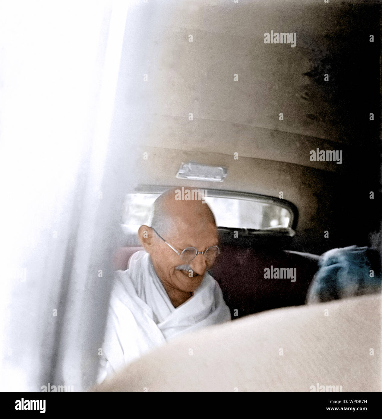 Mahatma Gandhi in car, India, Asia, 1946 Stock Photo - Alamy