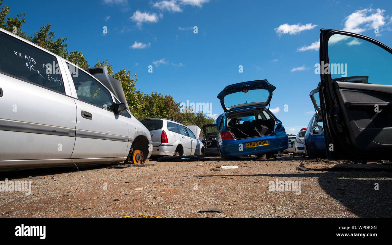 Old Car Breakers Yard High Resolution Stock Photography and Images - Alamy