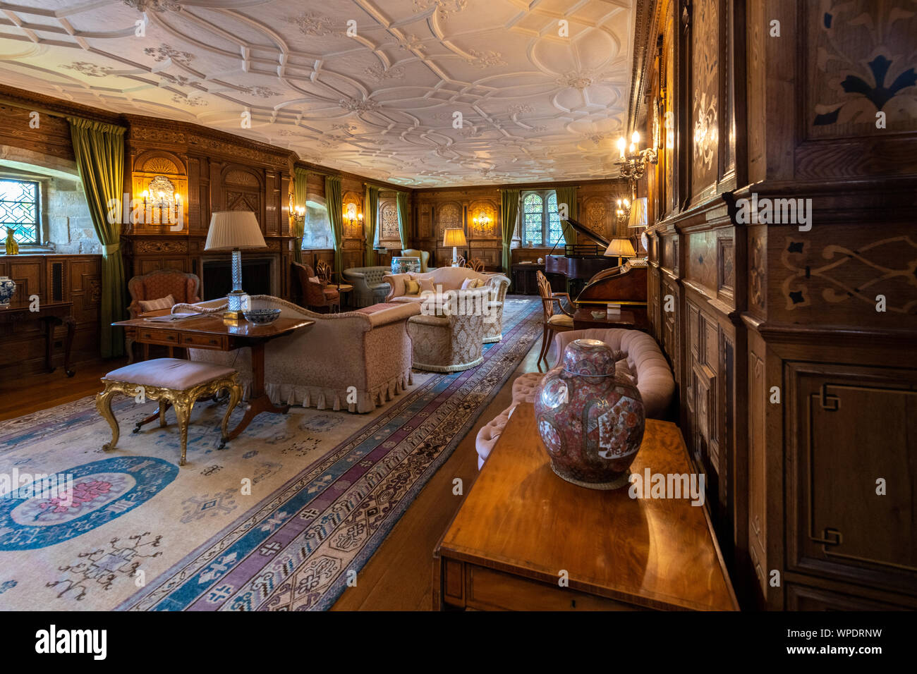 Hever castle interior hi-res stock photography and images - Alamy