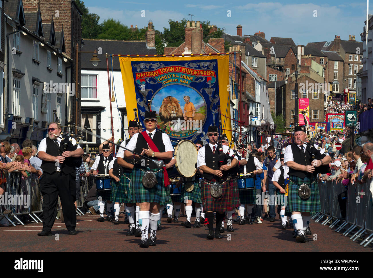 Durham pipe band hi-res stock photography and images - Alamy