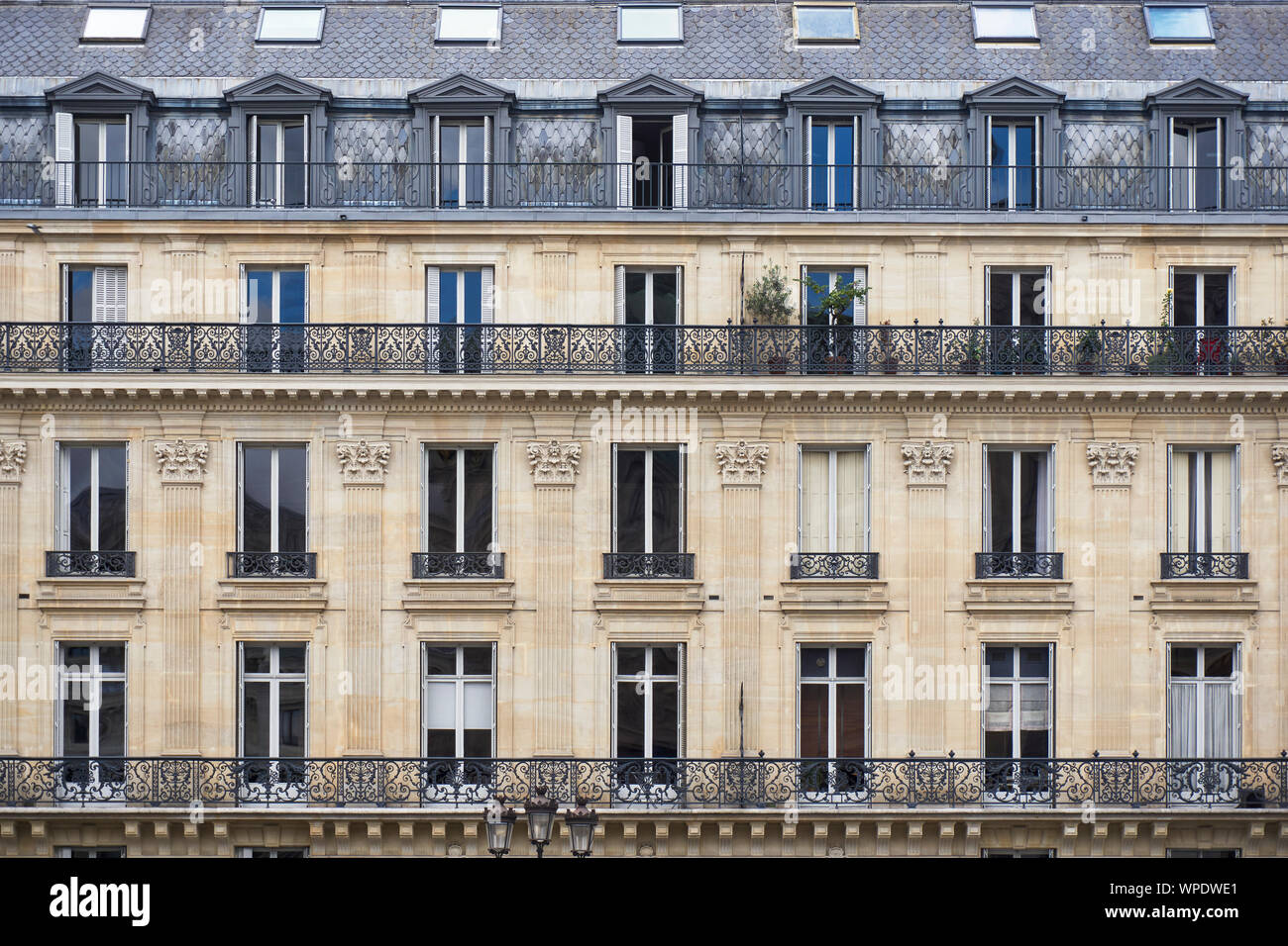 Facade with windows in Paris. France Stock Photo - Alamy