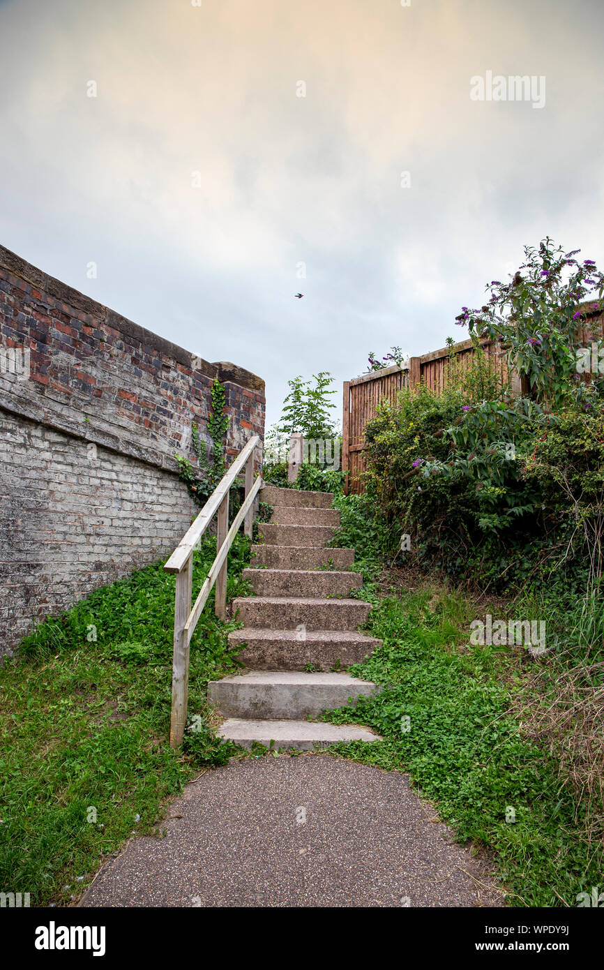 Side step stairs hi-res stock photography and images - Alamy