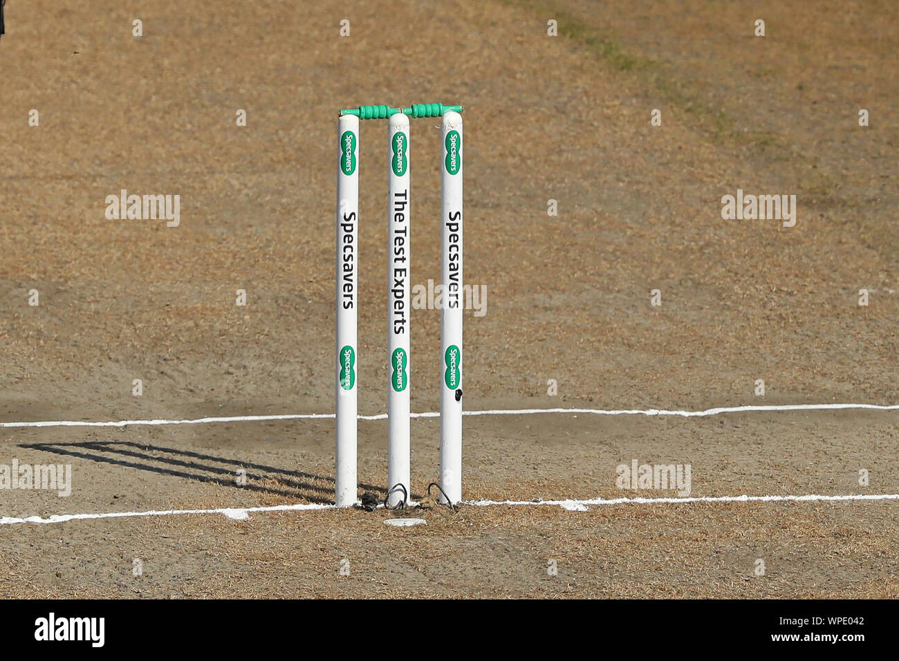 General view of the cricket stumps hi-res stock photography and images ...