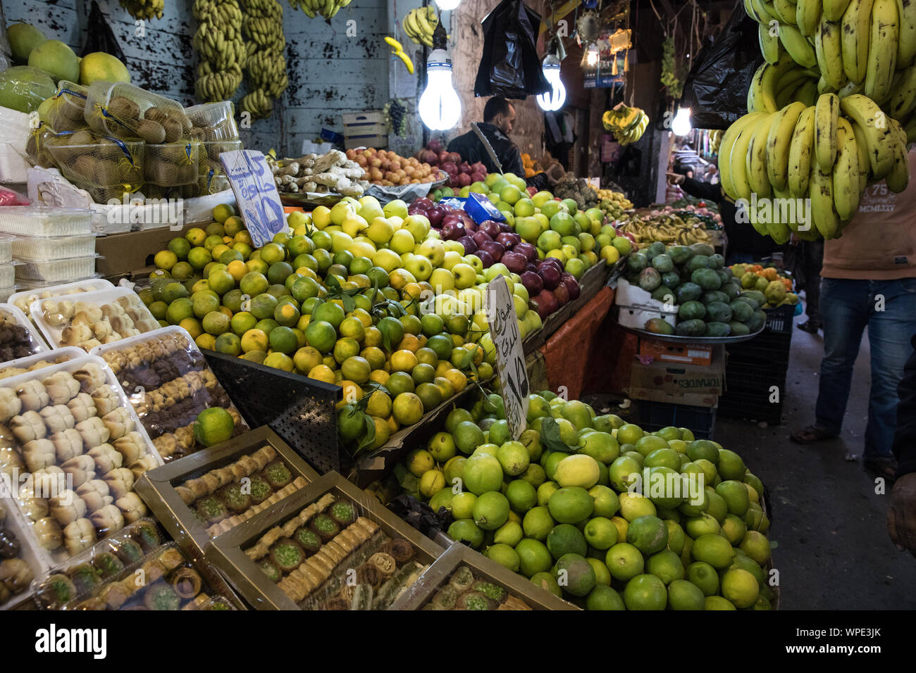 Souk in Amman, Jordan Stock Photo - Alamy
