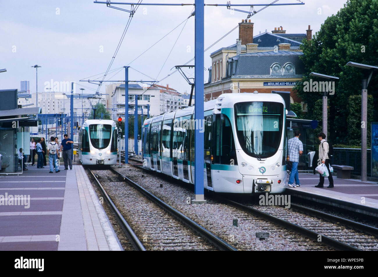 Paris, Tramway T2 Stock Photo - Alamy