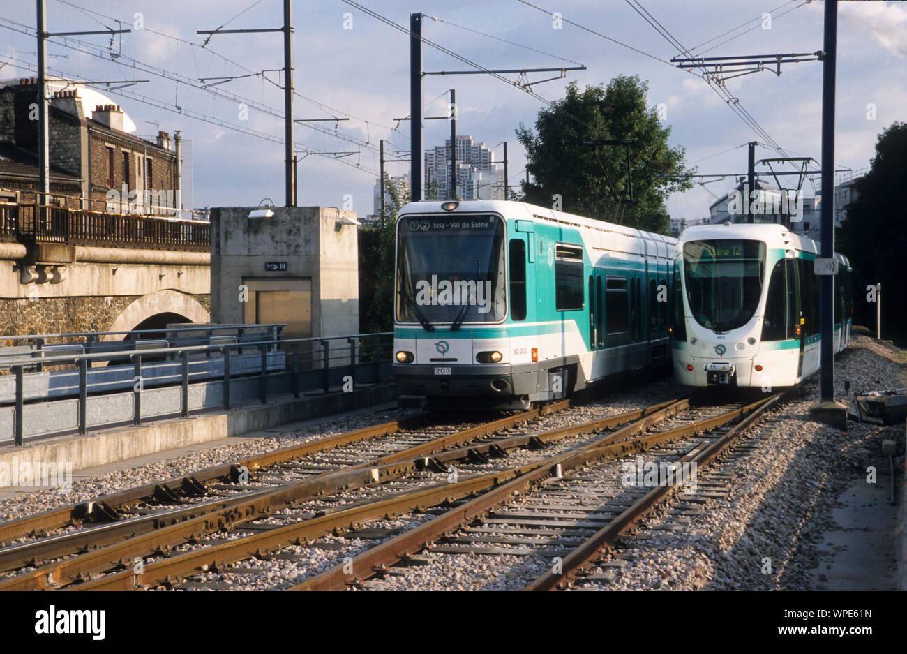 Paris, Tramway T2 Stock Photo - Alamy