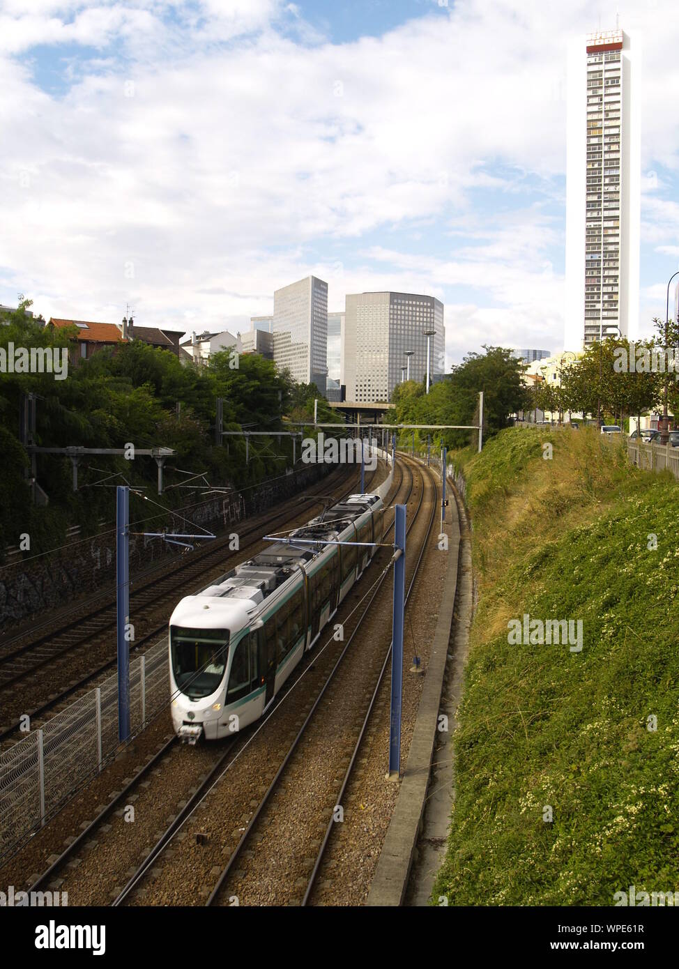 Paris, Tramway T2 Stock Photo - Alamy
