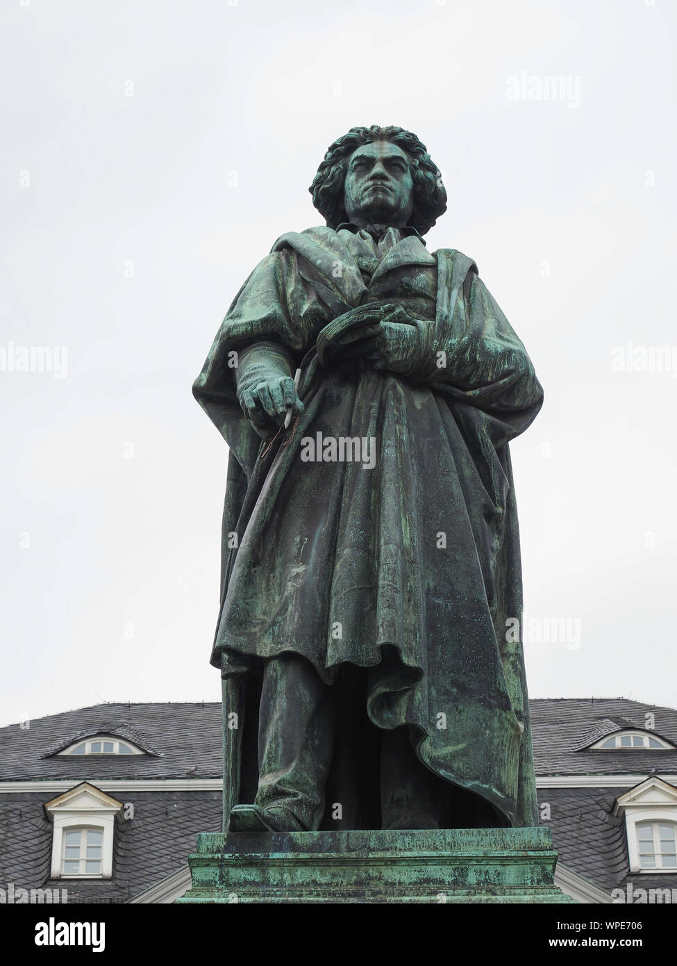 Beethoven Denkmal (unveiled 1845) bronze statue in Bonn, Germany Stock ...