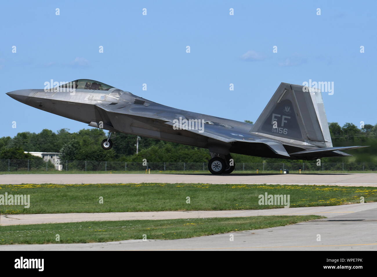 LOCKHEED MARTIN F-22A RAPTOR STEALTH FIGHTER OF THE U.S. AIR FORCE ...