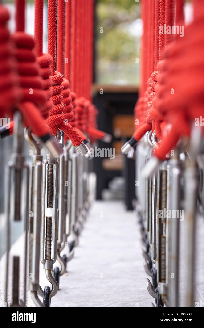 Row of people graphic hi-res stock photography and images - Alamy