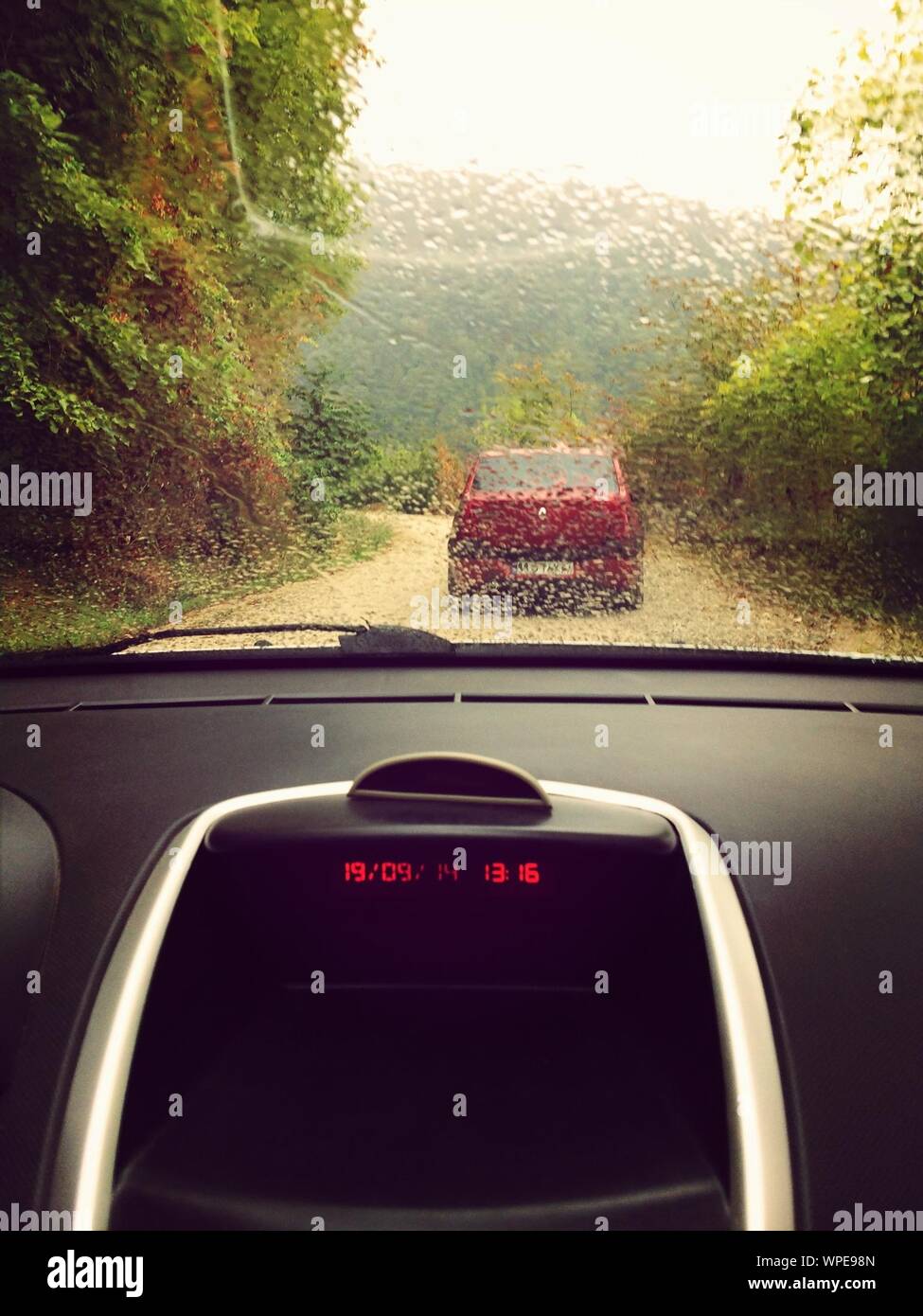 Car rain road hi-res stock photography and images - Alamy
