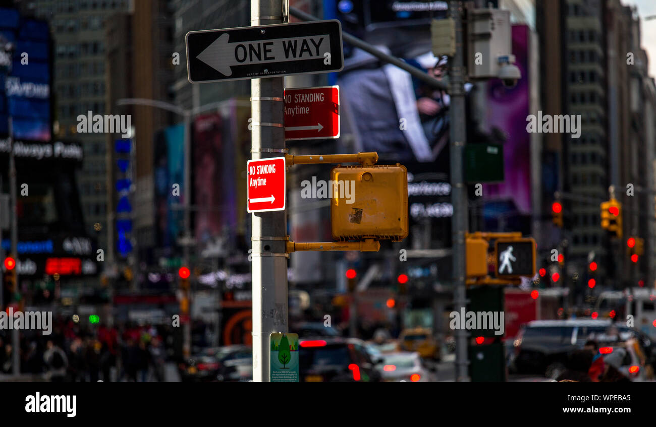 Traffic lights time square Stock Photo - Alamy