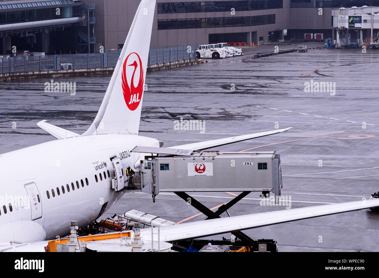 DEC 6, 2018 Narita, Japan - Airplane of JAL Airline during meal loading ...