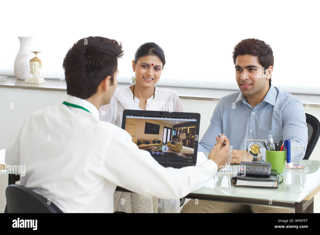 Estate organizer hi-res stock photography and images - Alamy