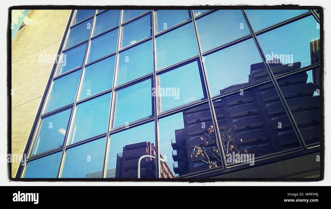 Reflections on glass hi-res stock photography and images - Alamy