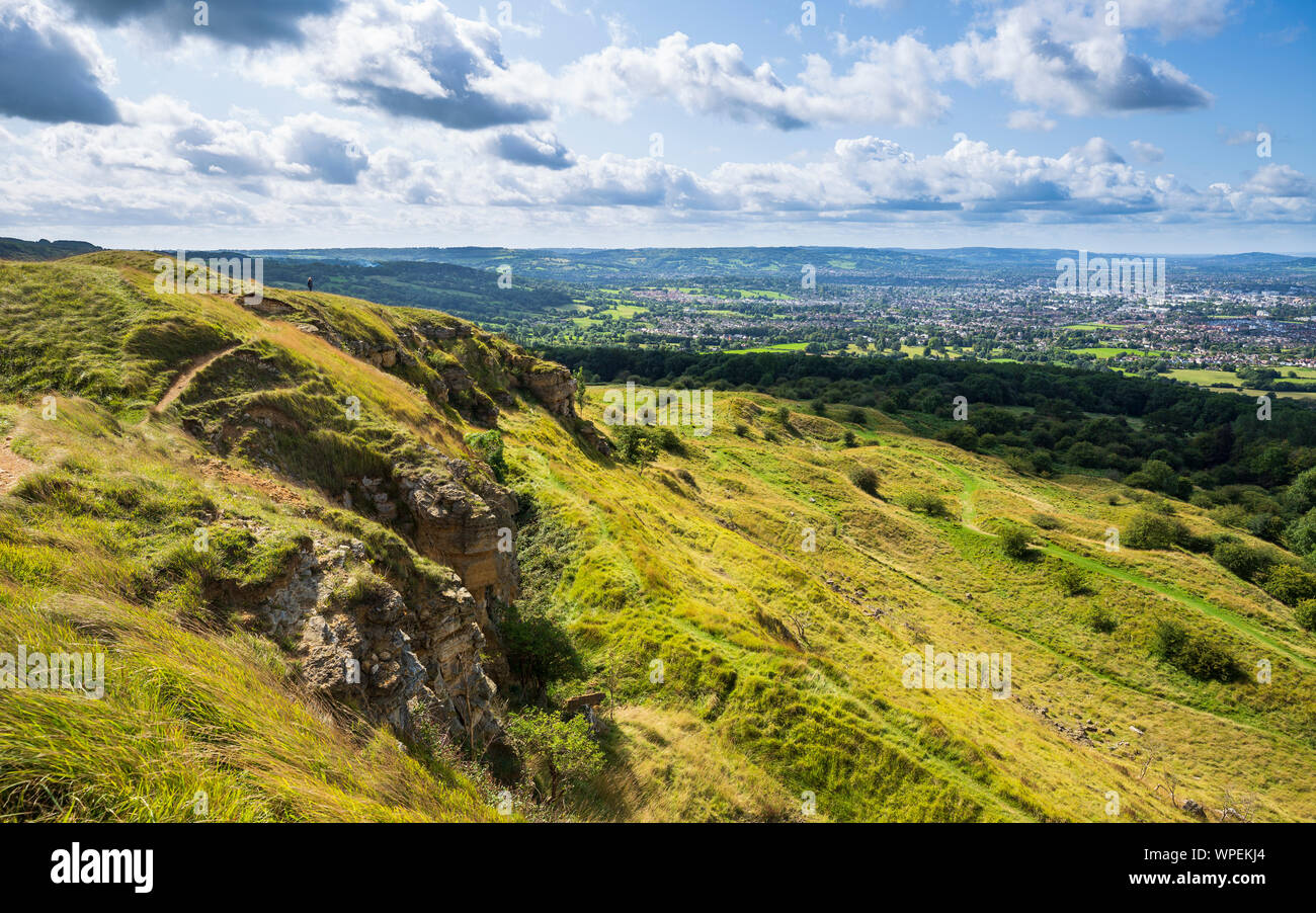 Cleeve Hill escarpment overlooking Cheltenham Spa, England Stock Photo ...