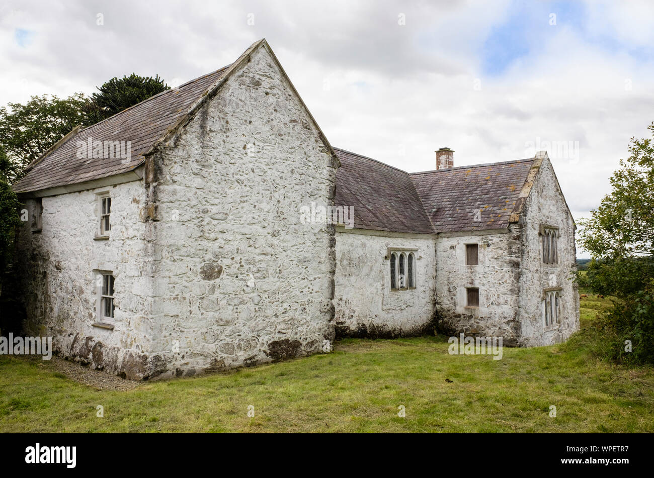 Later encased in stone hi-res stock photography and images - Alamy