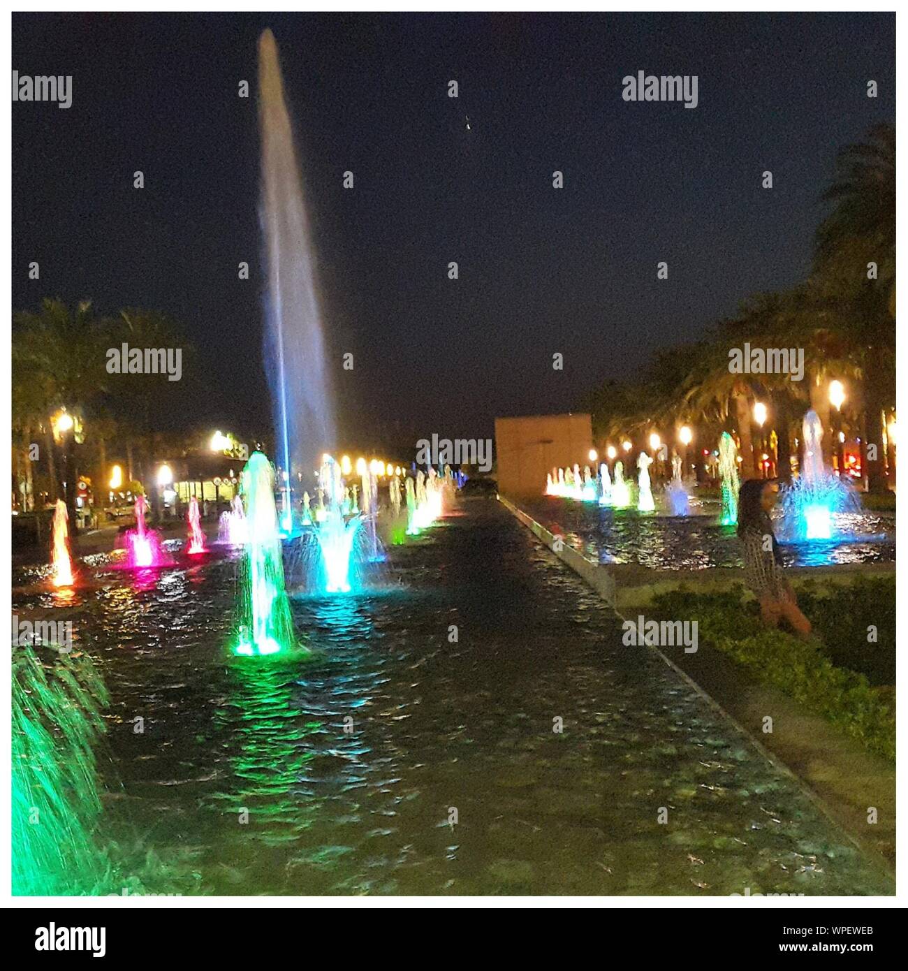 Night view fountain Cut Out Stock Images & Pictures - Alamy