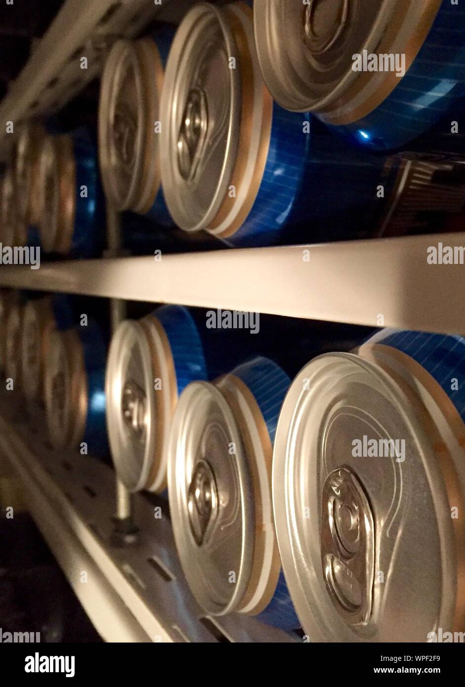 Cans factory hi-res stock photography and images - Alamy