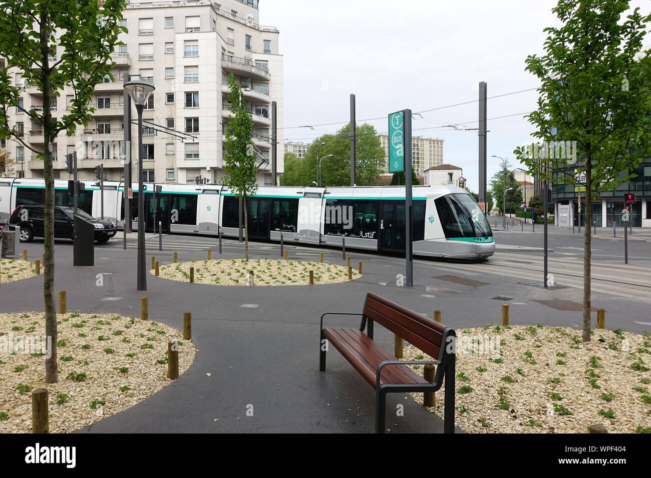 Paris, Tramway T6, Chatillon Stock Photo - Alamy