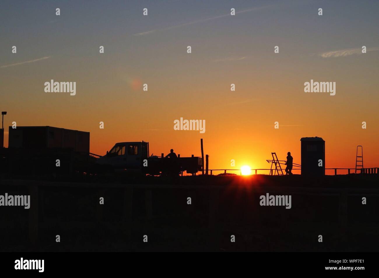 Jeep sunset hi-res stock photography and images - Alamy