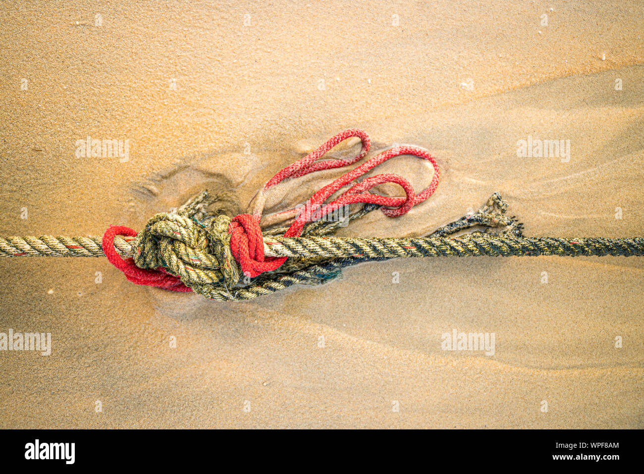 Ship's rope knot hi-res stock photography and images - Alamy