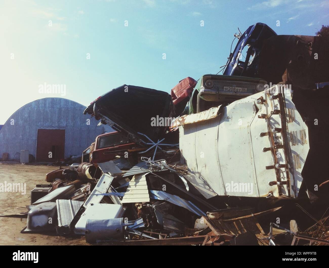 Stack Junkyard High Resolution Stock Photography and Images - Alamy