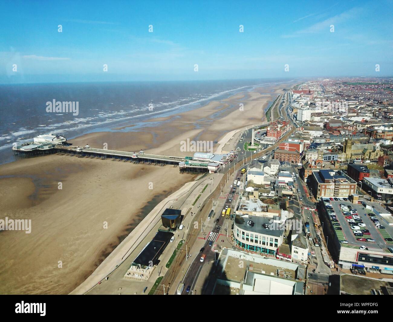 Blackpool beach waterfront hi-res stock photography and images - Alamy