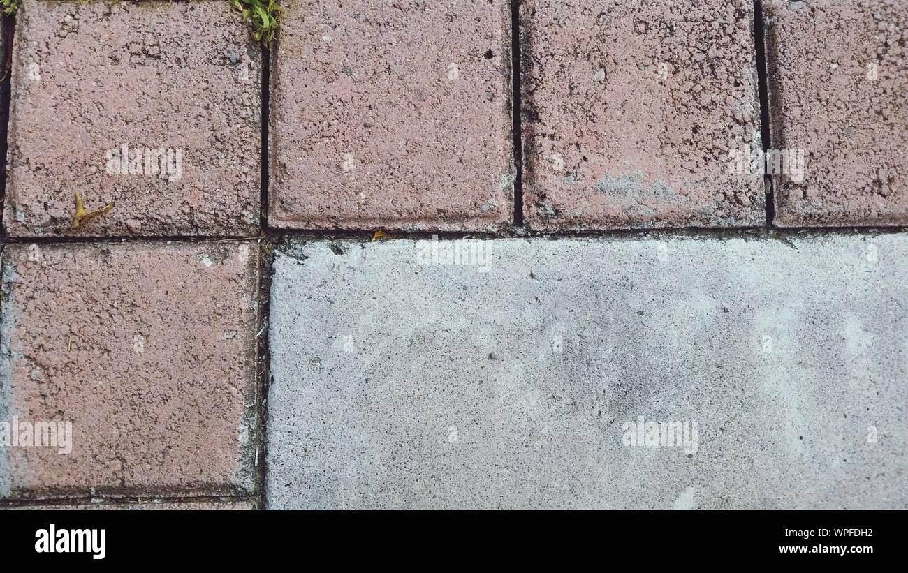 Tiles pavement hi-res stock photography and images - Alamy