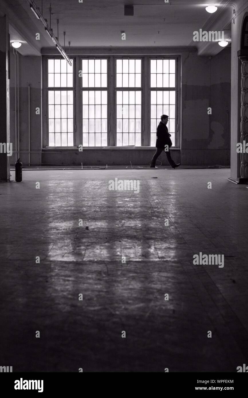 Walking down the corridor hi-res stock photography and images - Alamy