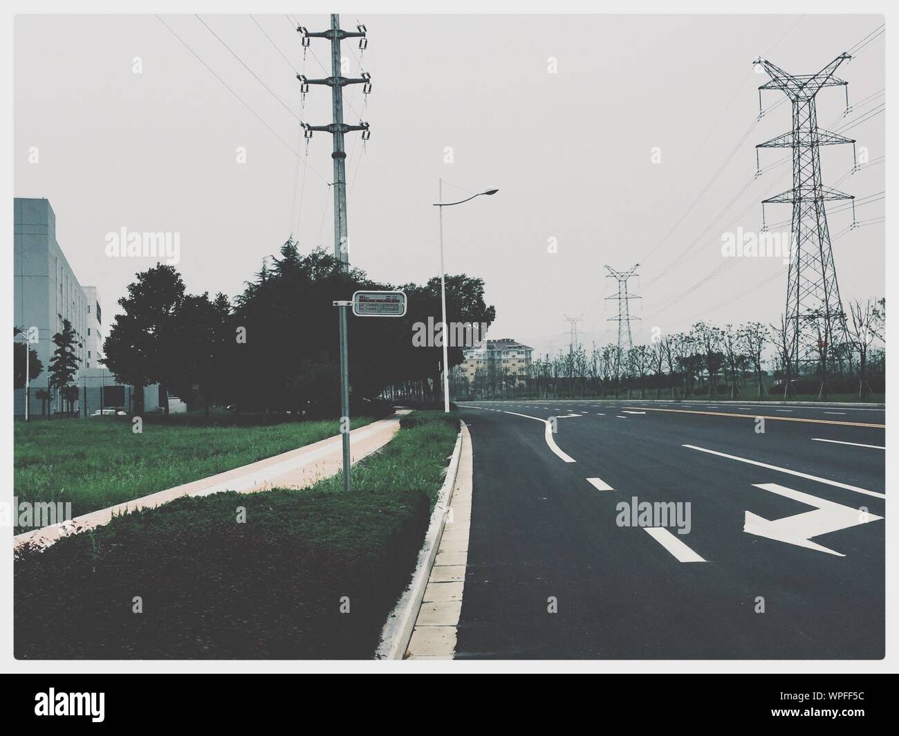 Passing Lines High Resolution Stock Photography and Images - Alamy