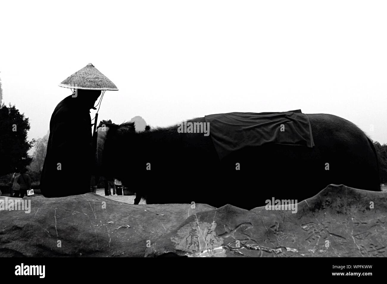 Yak hat hi-res stock photography and images - Alamy