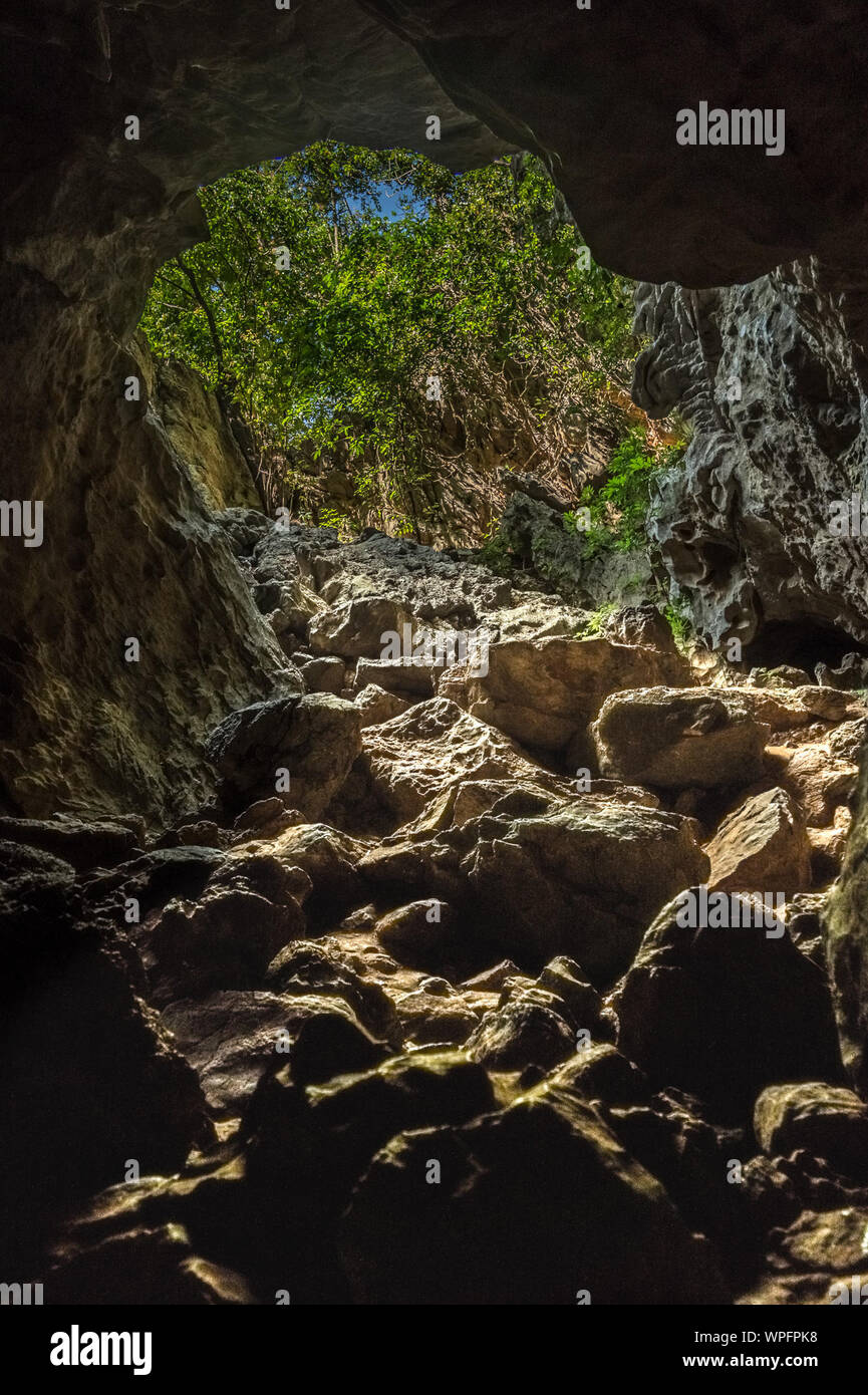 Rocks cave hi-res stock photography and images - Alamy