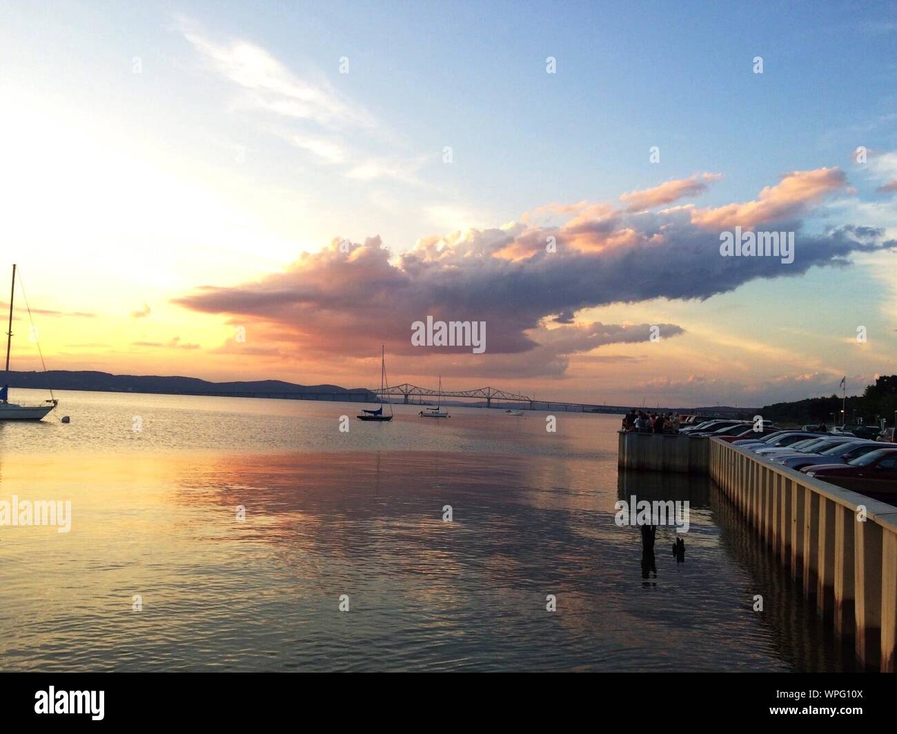 Castleton River High Resolution Stock Photography and Images - Alamy