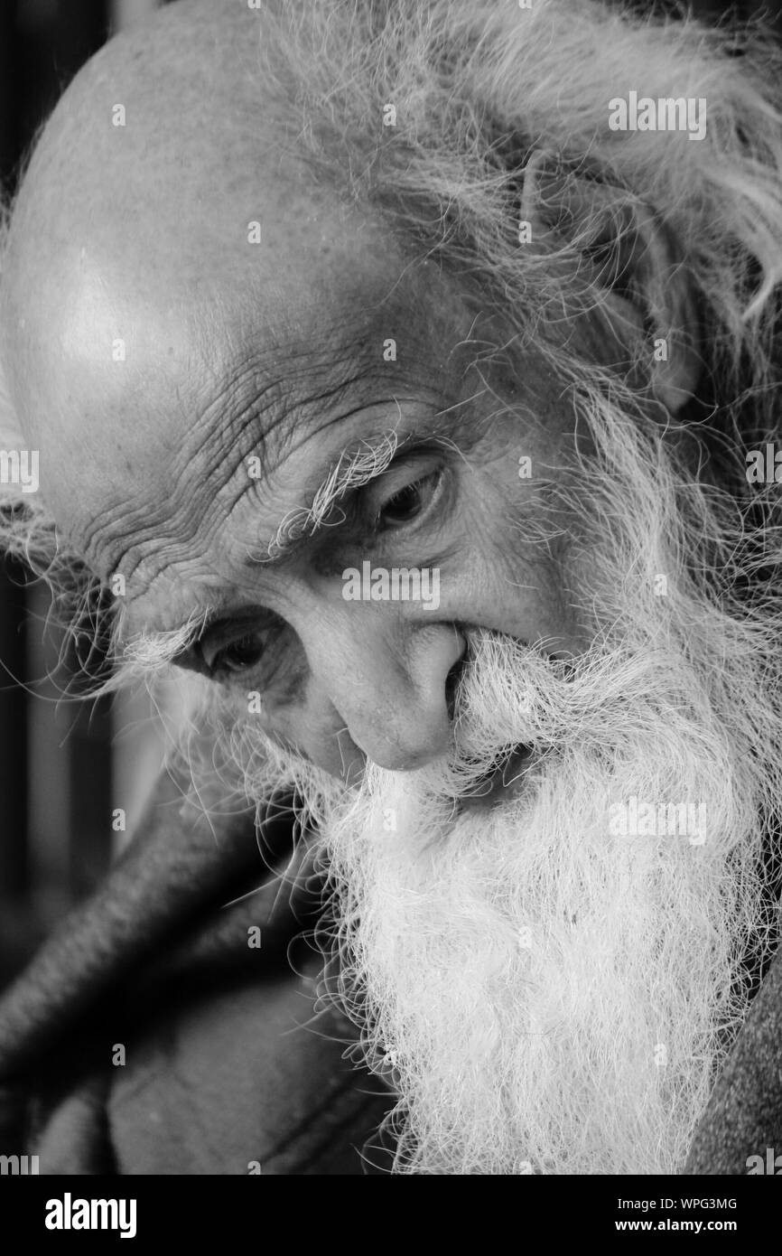 Wrinkled old man hi-res stock photography and images - Alamy