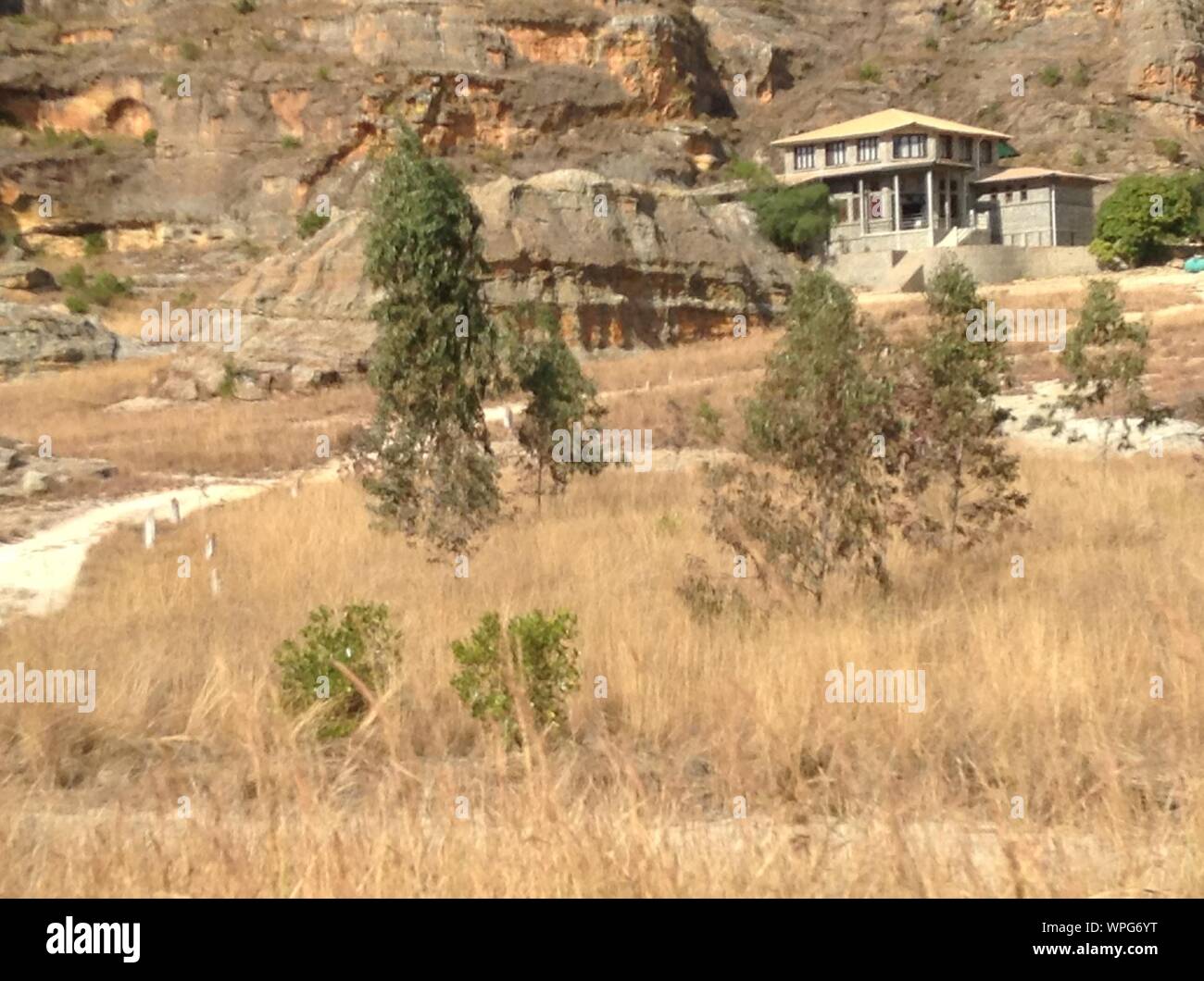Rock house and grass hi-res stock photography and images - Alamy