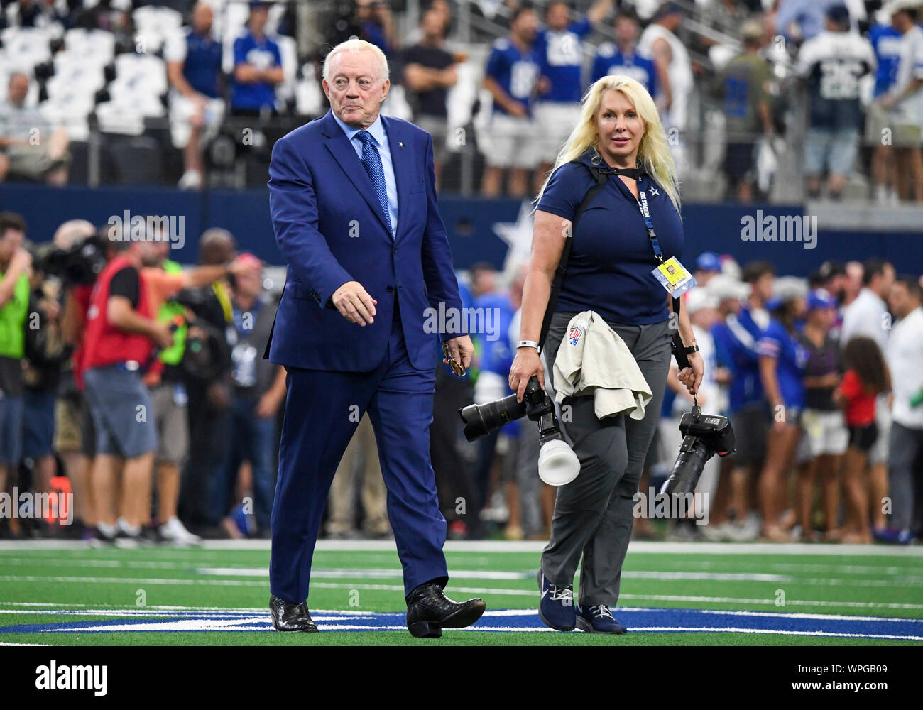 Dallas cowboys stadium general hi-res stock photography and images - Alamy