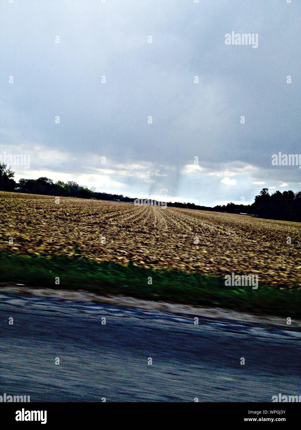 Blurred road hi-res stock photography and images - Alamy