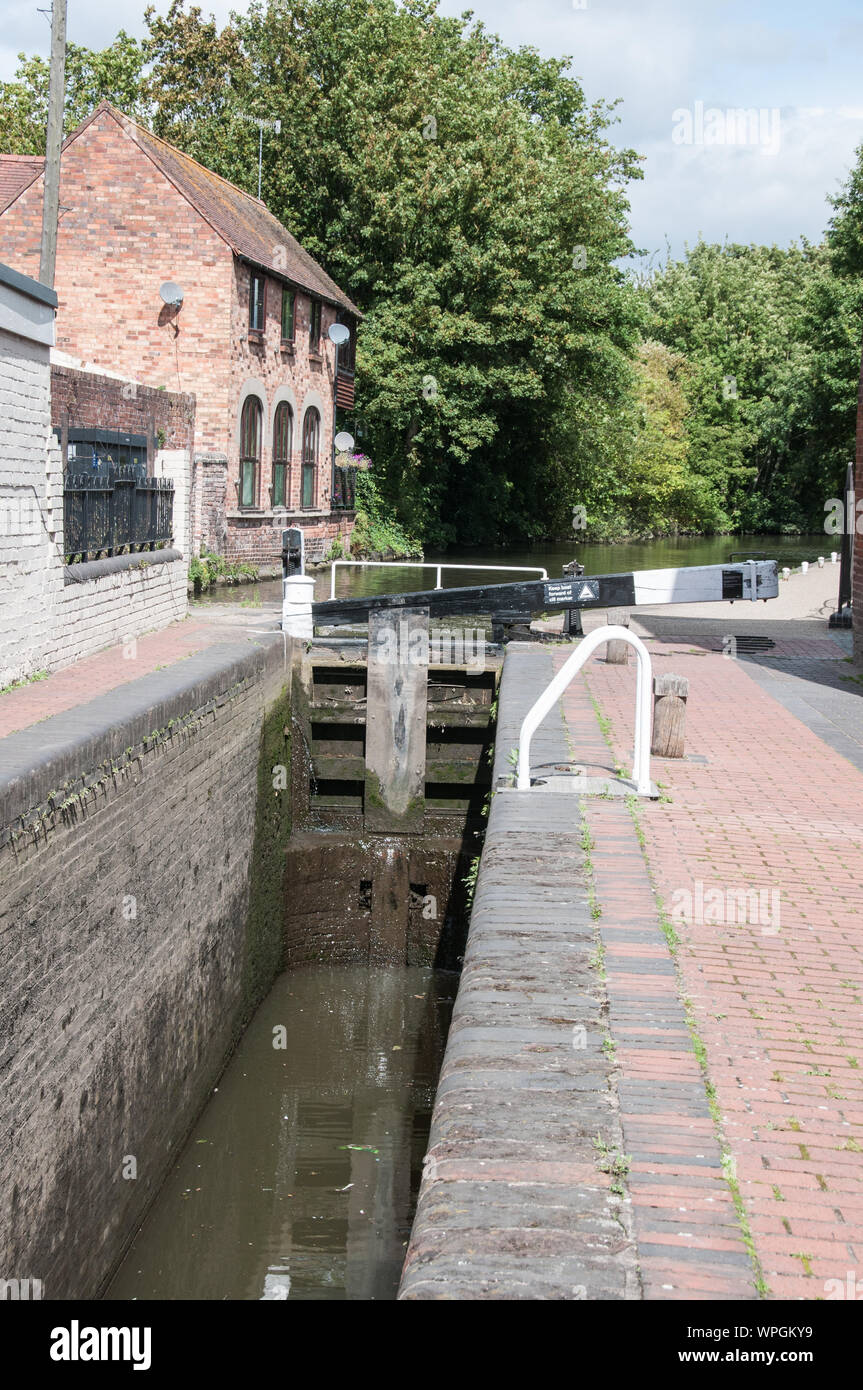 Around Worcestershire - Worcester & Birmingham Canal Stock Photo - Alamy