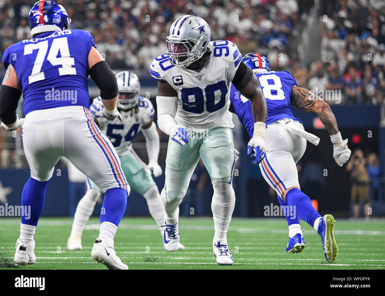 Demarcus lawrence hi-res stock photography and images - Alamy