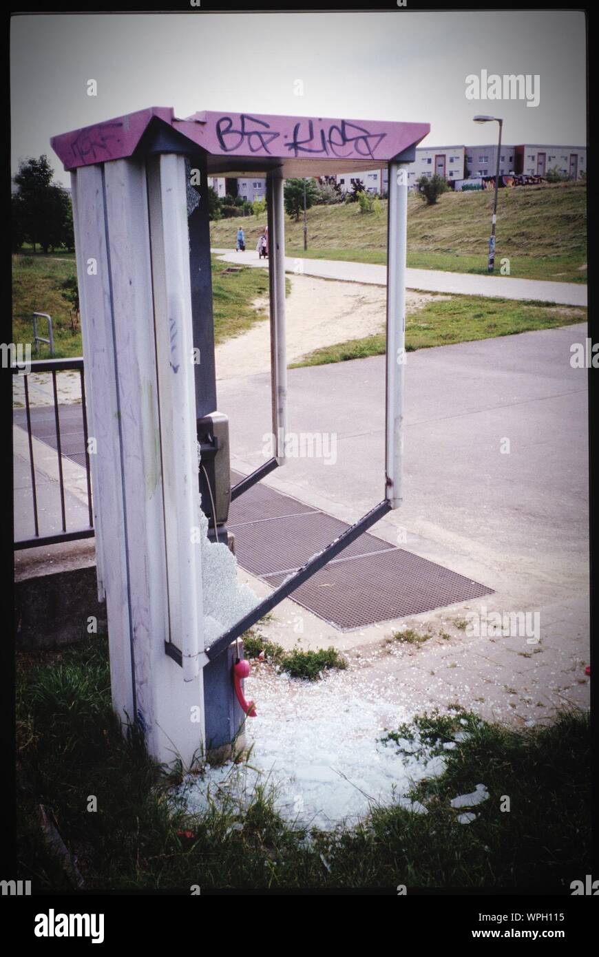Broken booth hi-res stock photography and images - Alamy