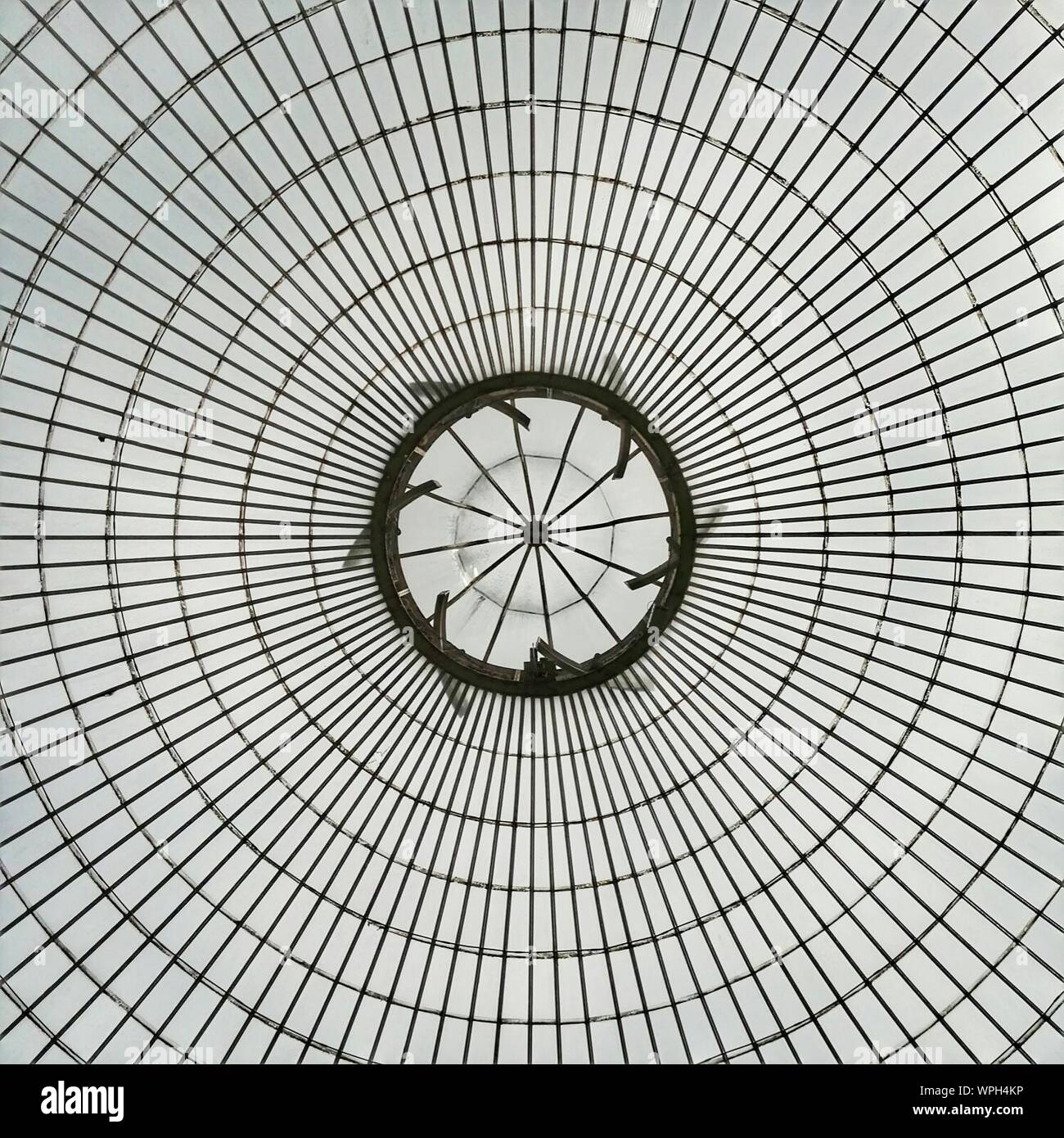 Oval skylight hi-res stock photography and images - Alamy