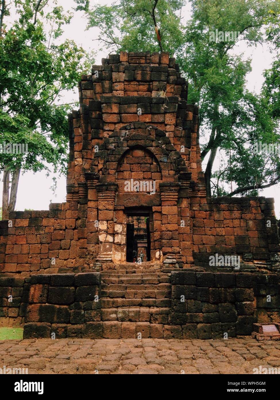 Ancient structure hi-res stock photography and images - Alamy