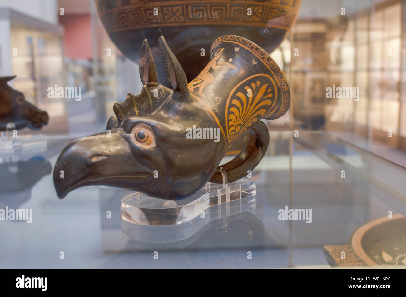 Greek rhyton hi-res stock photography and images - Alamy