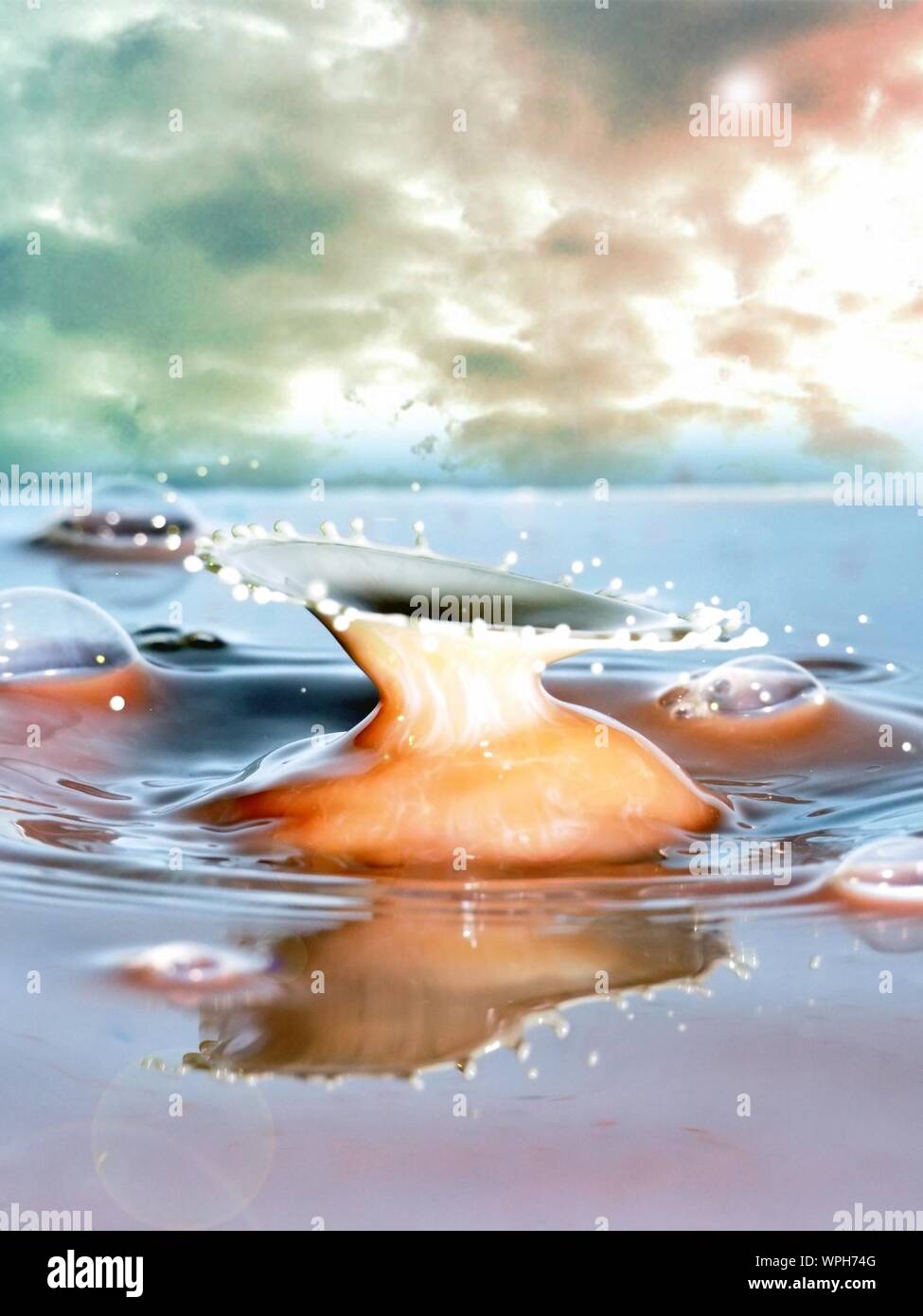 Splashed colored hi-res stock photography and images - Alamy