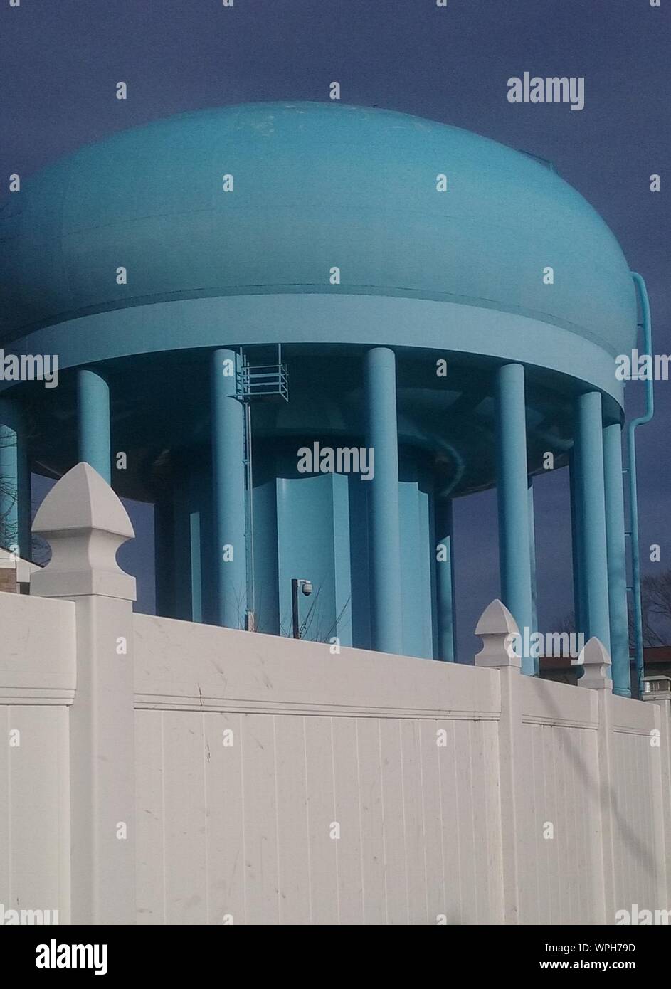 Blue water tower hi-res stock photography and images - Alamy