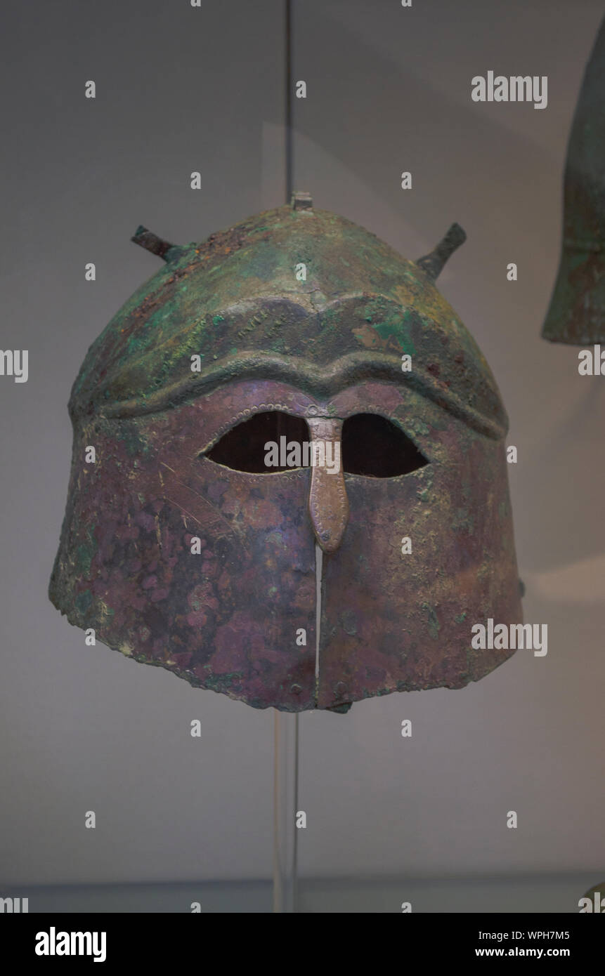 Bronze Apulo-Corinthian helmet, South Italian, 400-350 BC -Ruvo, Apulia ...