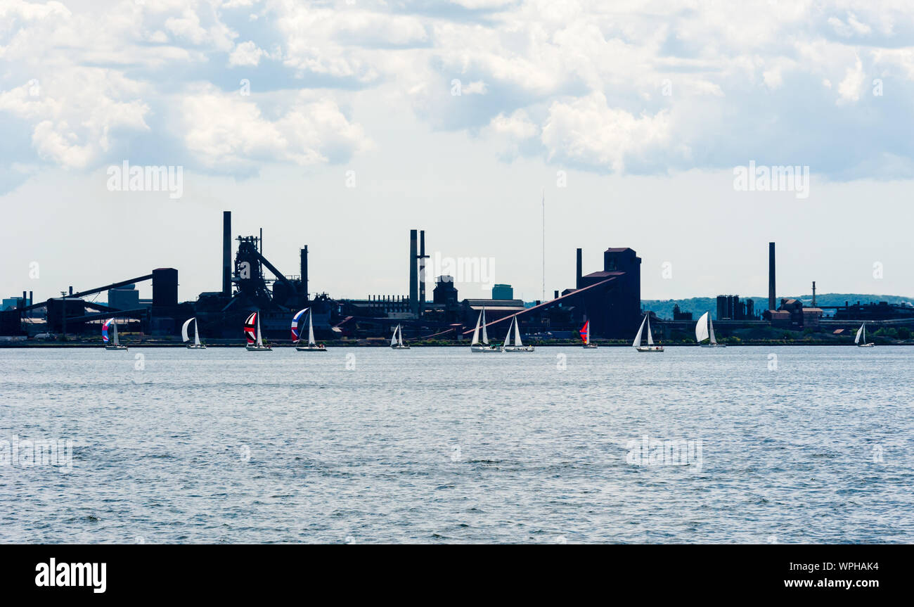 Hamilton harbour hi-res stock photography and images - Alamy